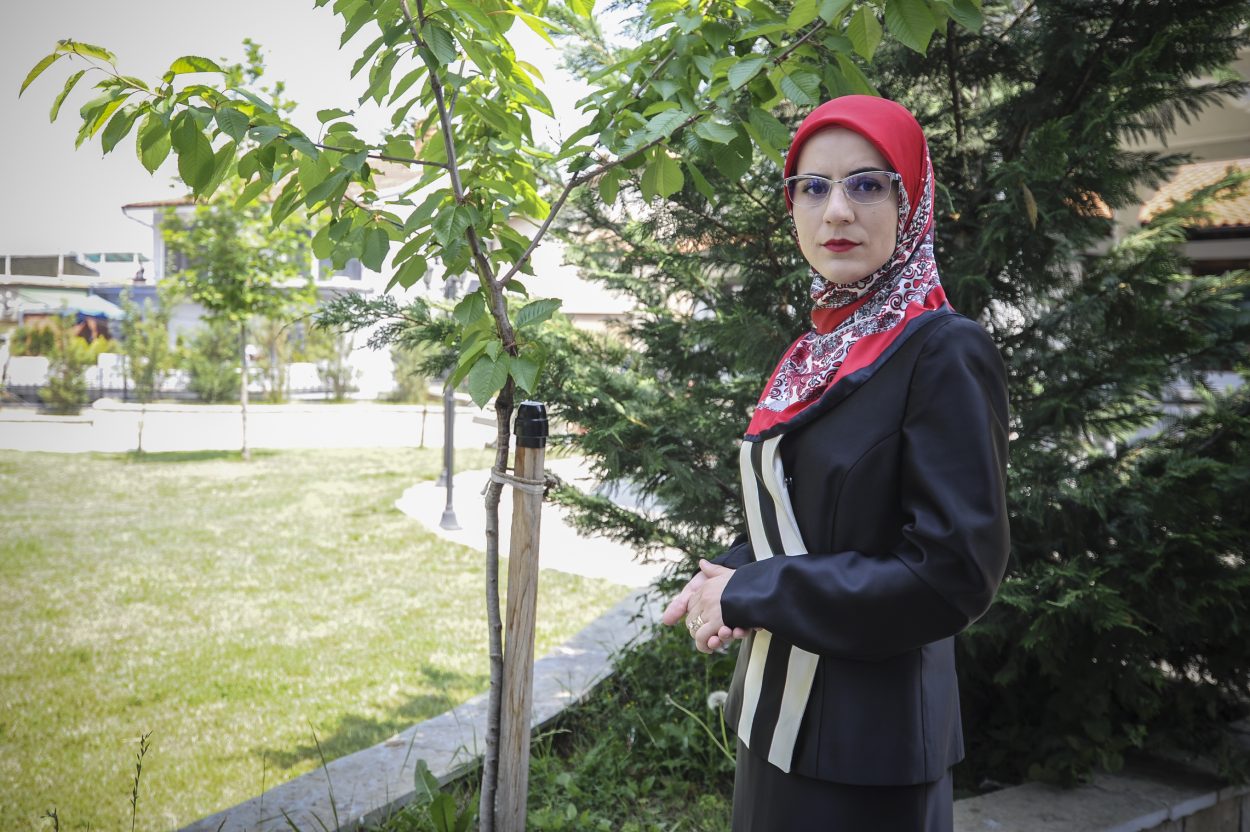 Another layer of the social fabric: Kosovo’s hijabi women - Prishtina ...