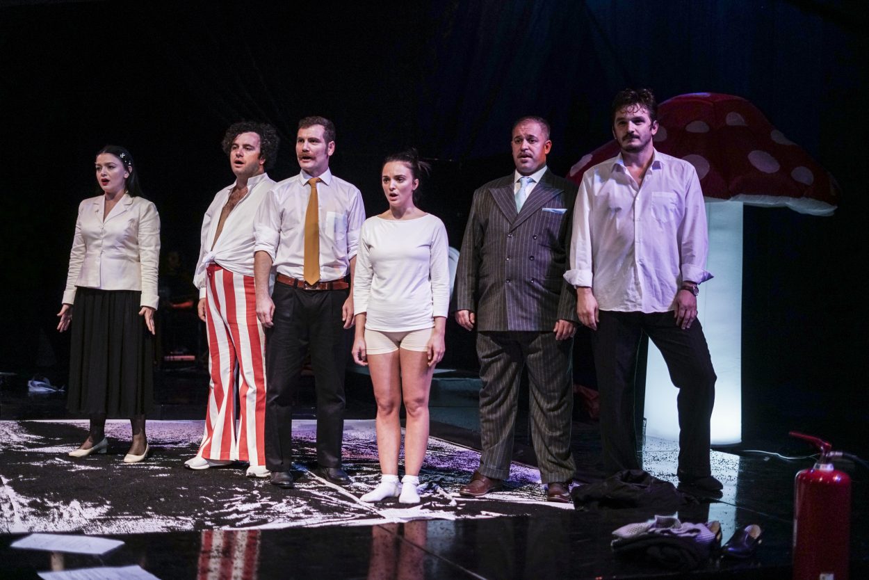 In Five Seasons: an Enemy of the People premieres in Prishtina ...