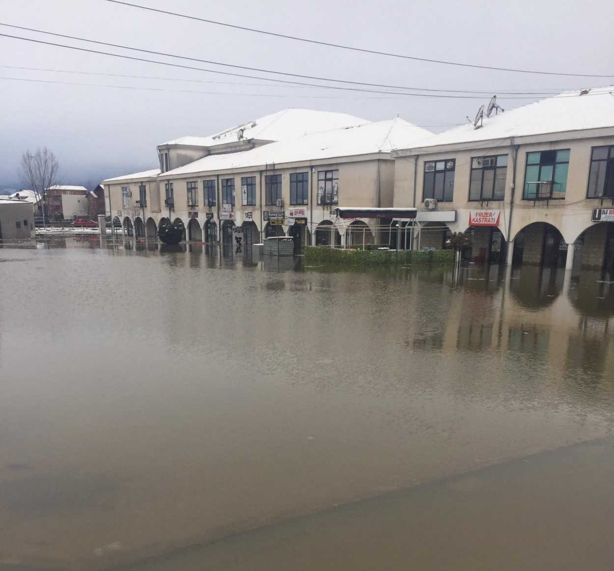 Floods across Kosovo cause disruptions and evacuations - Prishtina Insight