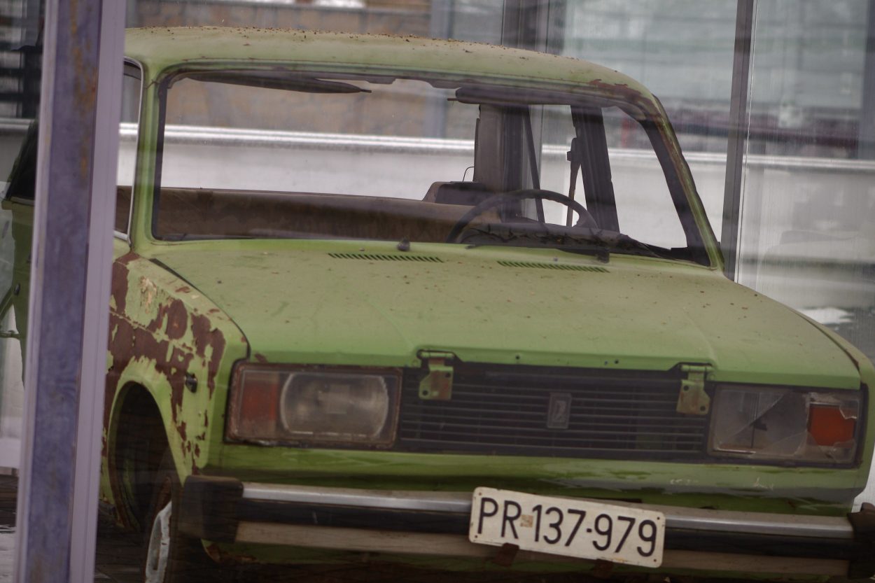 Bullet-holed Lada Remains Symbol of Kosovo Resistance - Prishtina ...